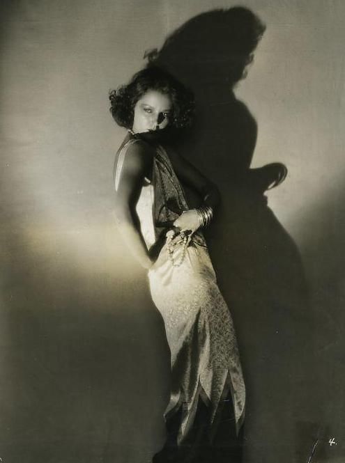 Picture of Lia Torá