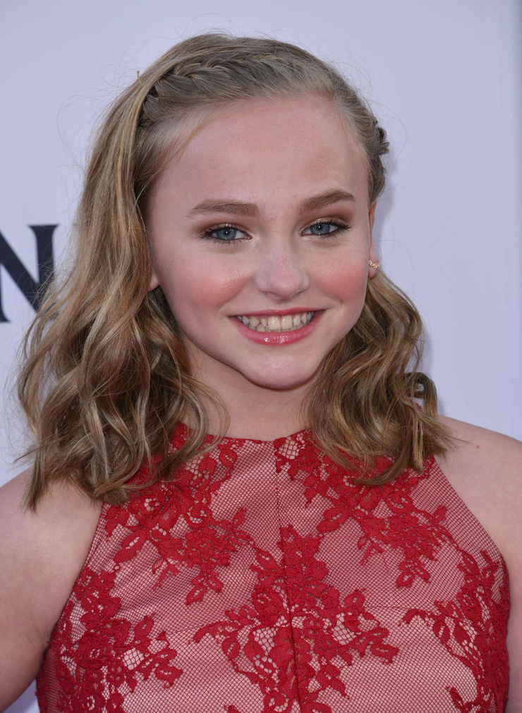 Madison Wolfe image