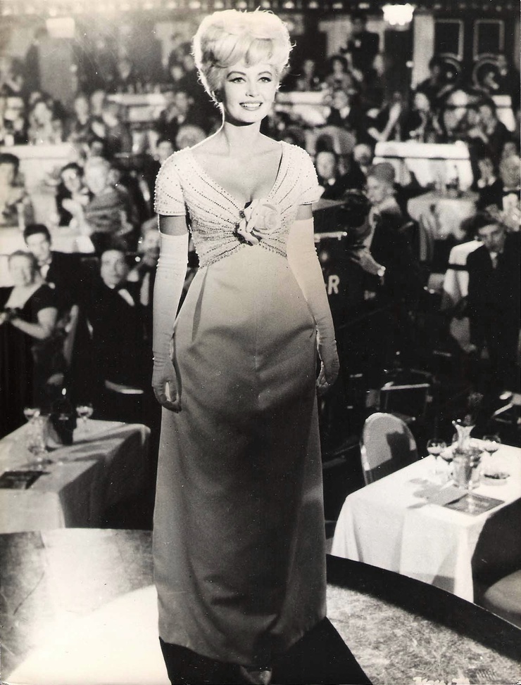 Picture of Janette Scott