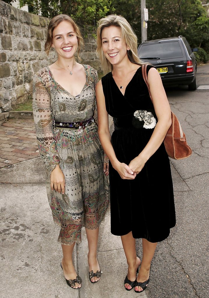 Victoria Thaine, Claire Dickson-Smith