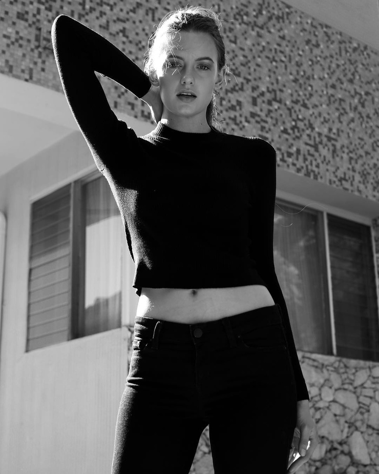 Picture of Caralee Ellis