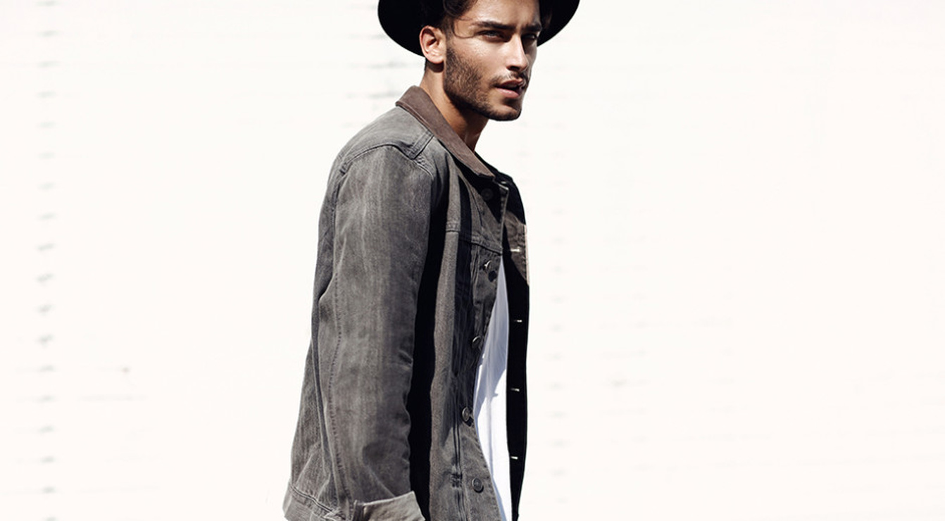 Picture of Toni Mahfud