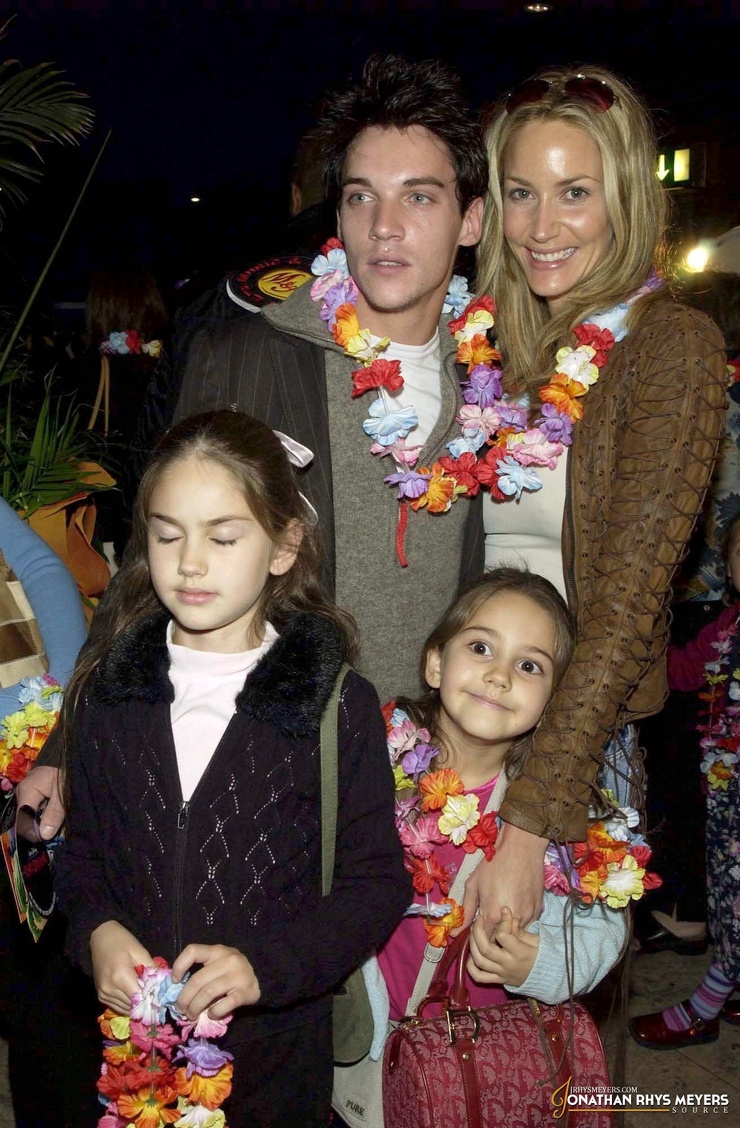 Picture of Jonathan Rhys Meyers