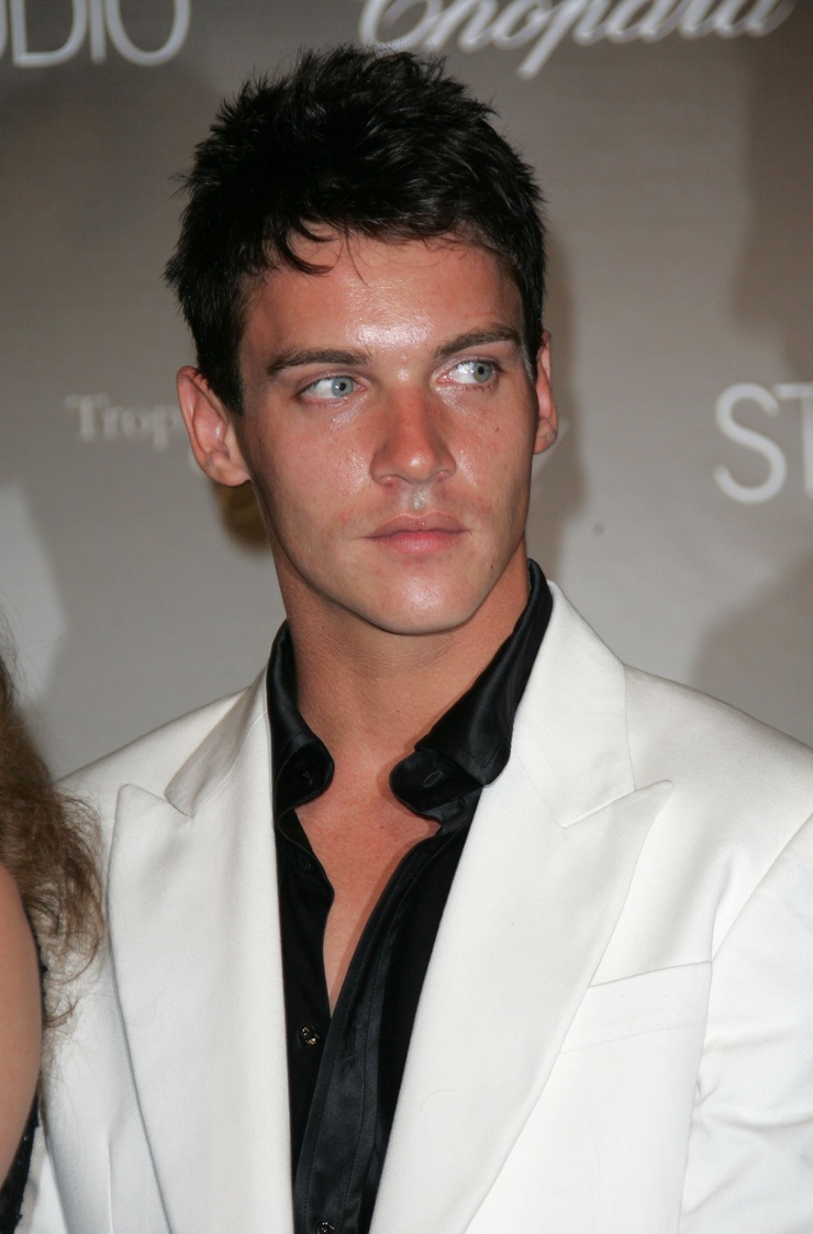 Picture of Jonathan Rhys Meyers