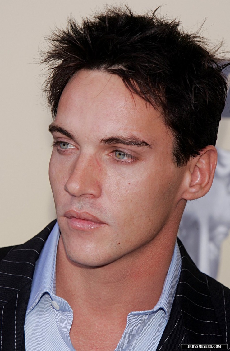 Picture of Jonathan Rhys Meyers