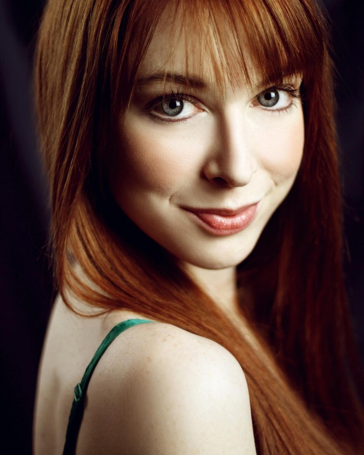 Picture of Lisa Foiles