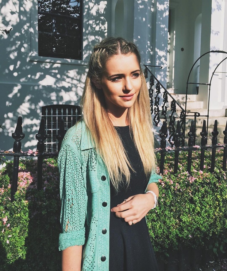 Tina Stinnes image
