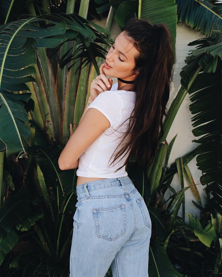 Picture of Hailey Outland