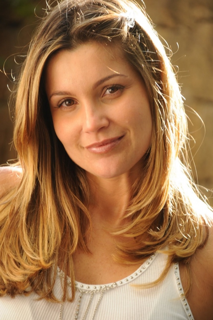 Picture of Flávia Alessandra