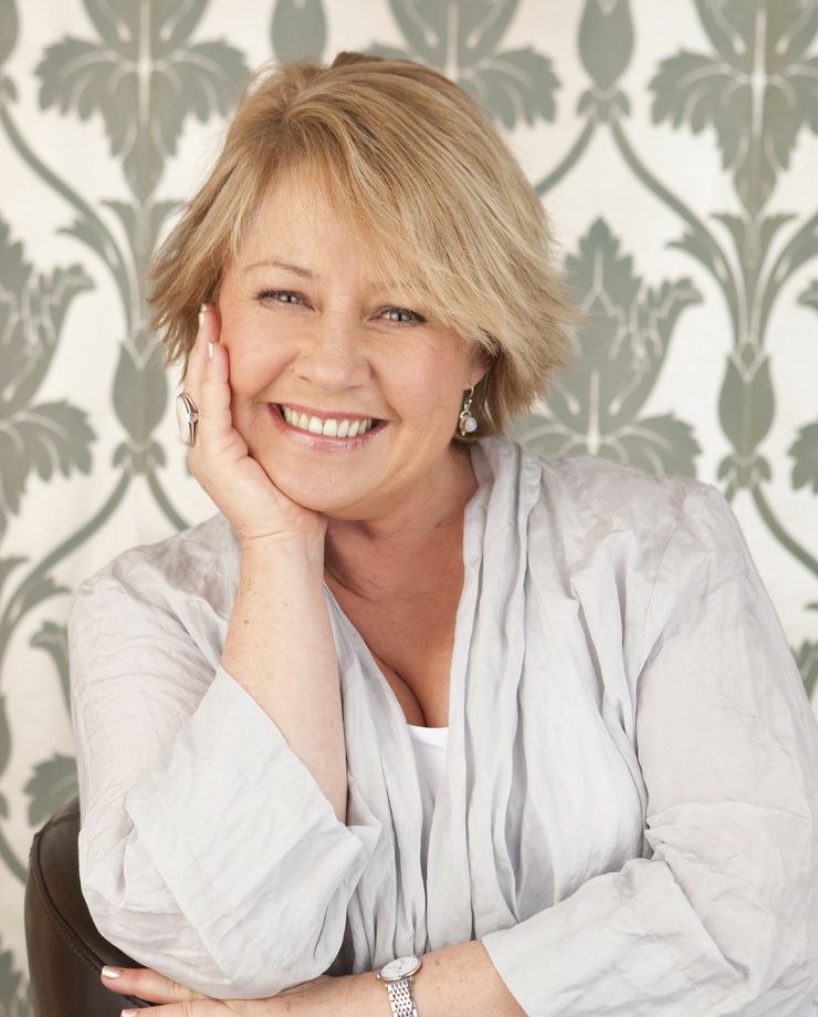 Picture of Noni Hazelhurst