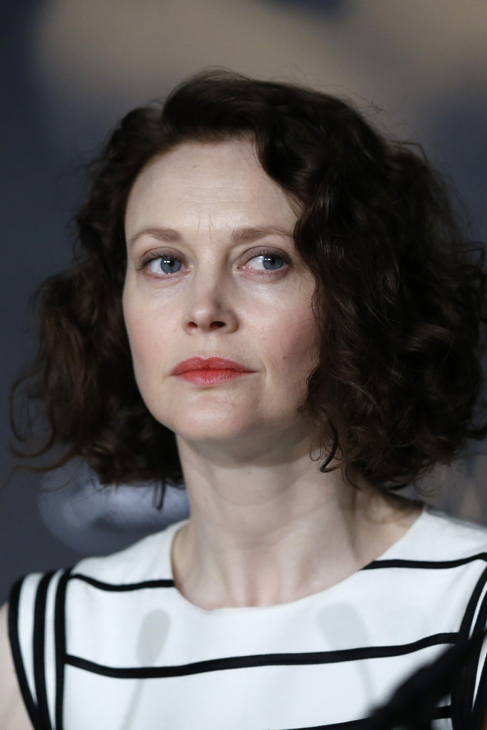 Picture of Simone Kirby