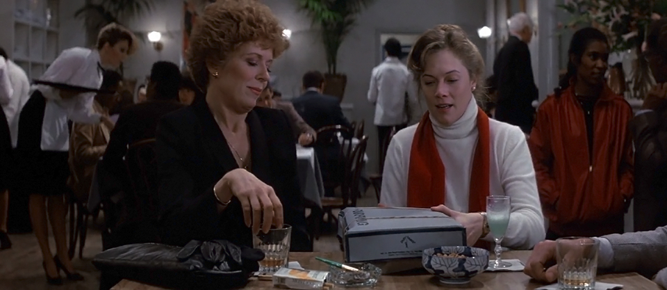 Holland Taylor and Kathleen Turner