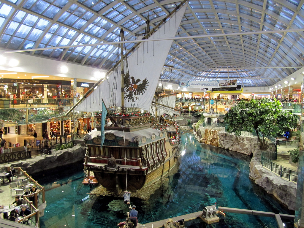 Picture of West Edmonton Mall