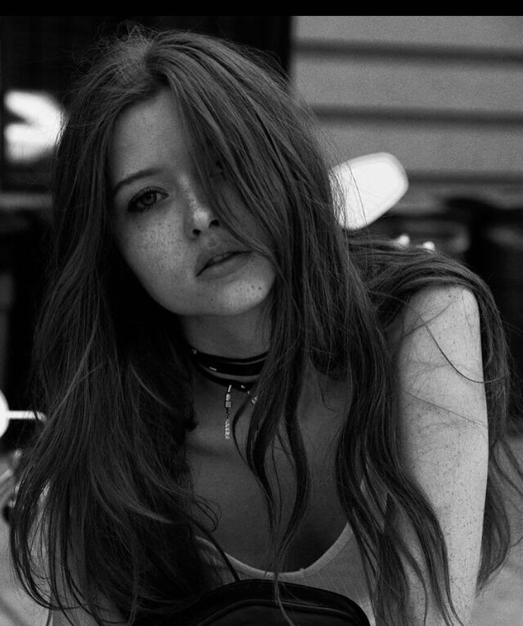 Image of Ellie Stuart Hunter