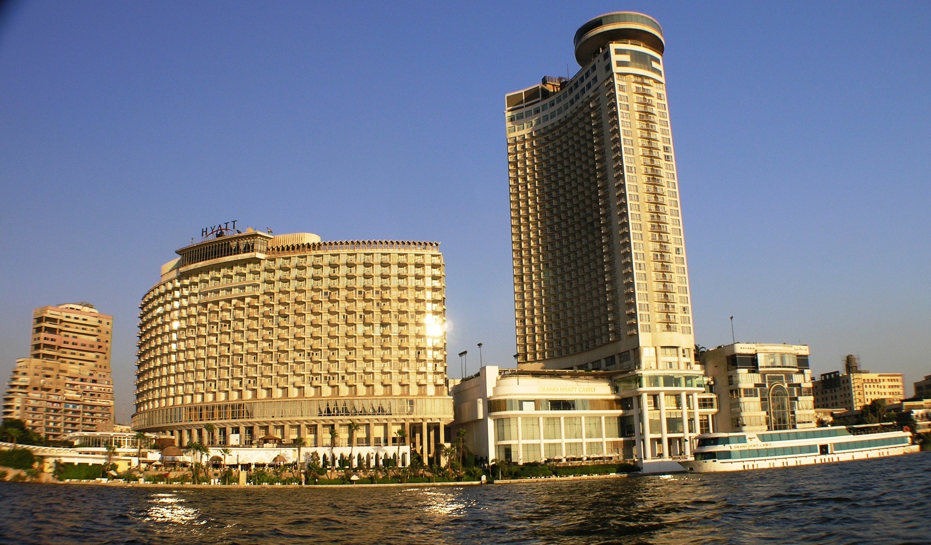 Grand Nile Tower Hotel