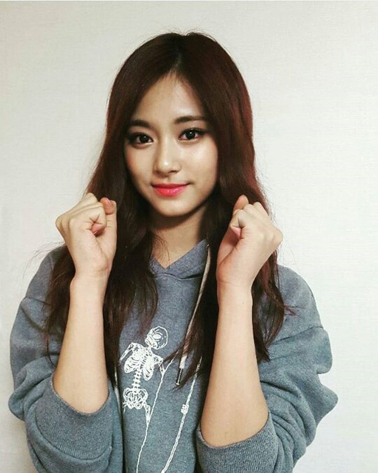 Chou Tzu-yu (Tzuyu)