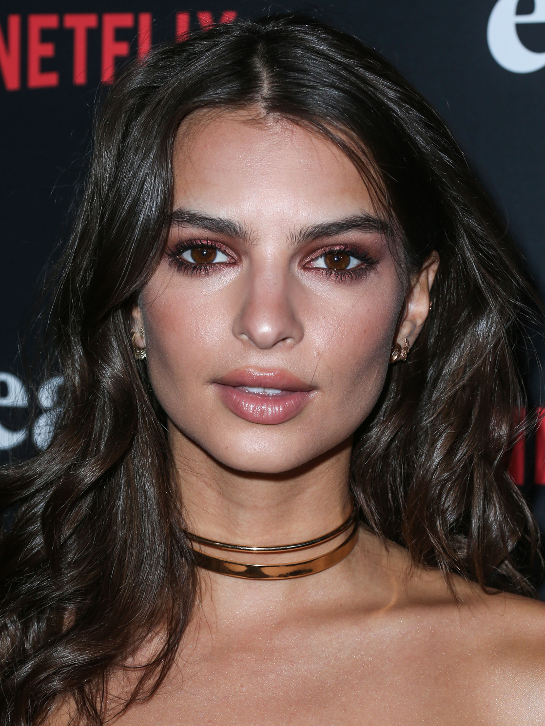 Picture of Emily Ratajkowski