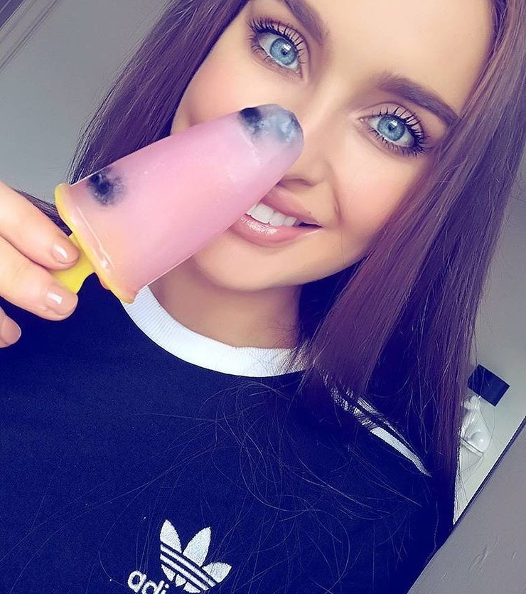 Picture of Rozanna Purcell