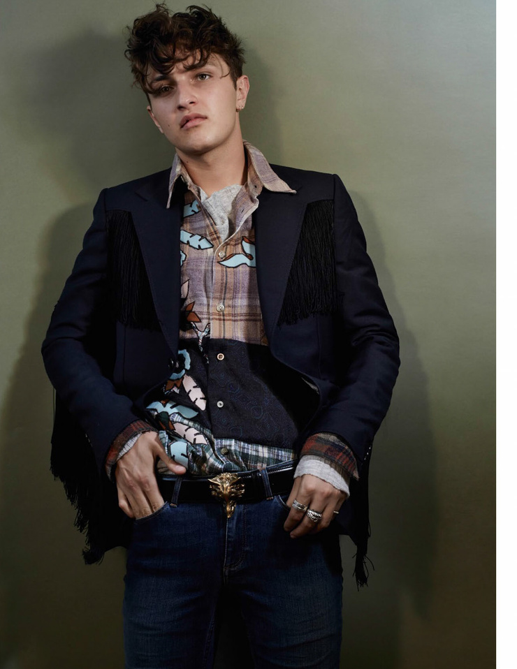 Image of Anwar Hadid