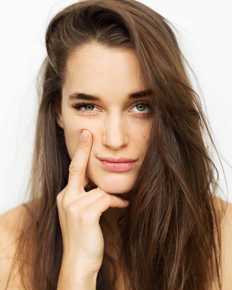 Picture of Kate Harrison (model)