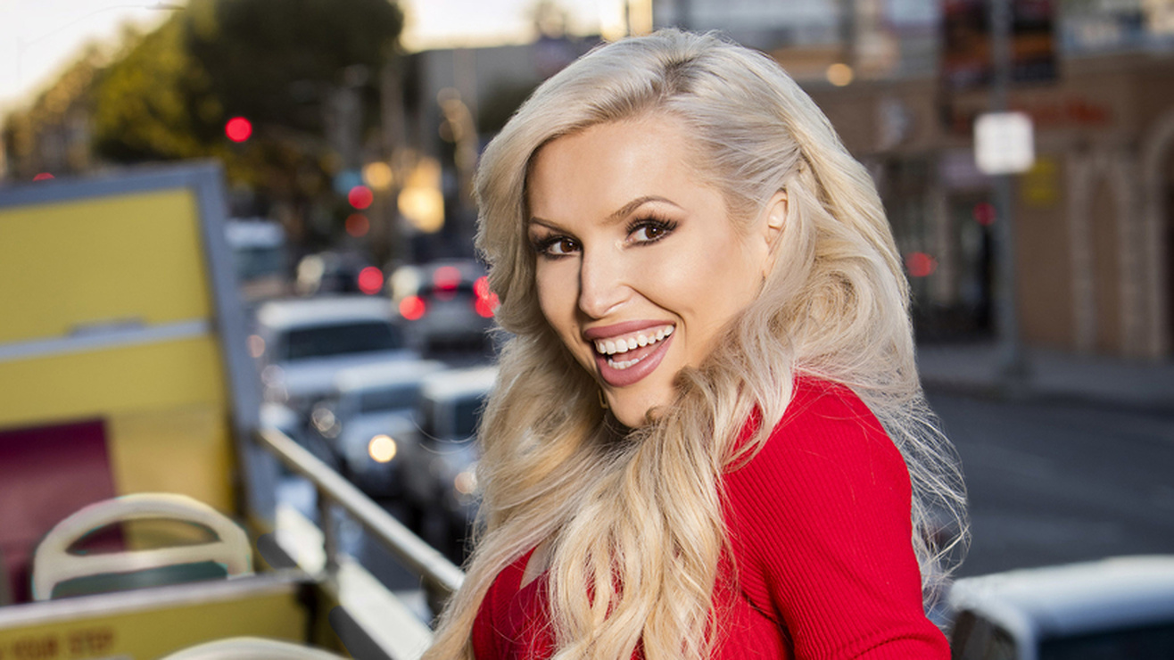 Picture of Elena Gant