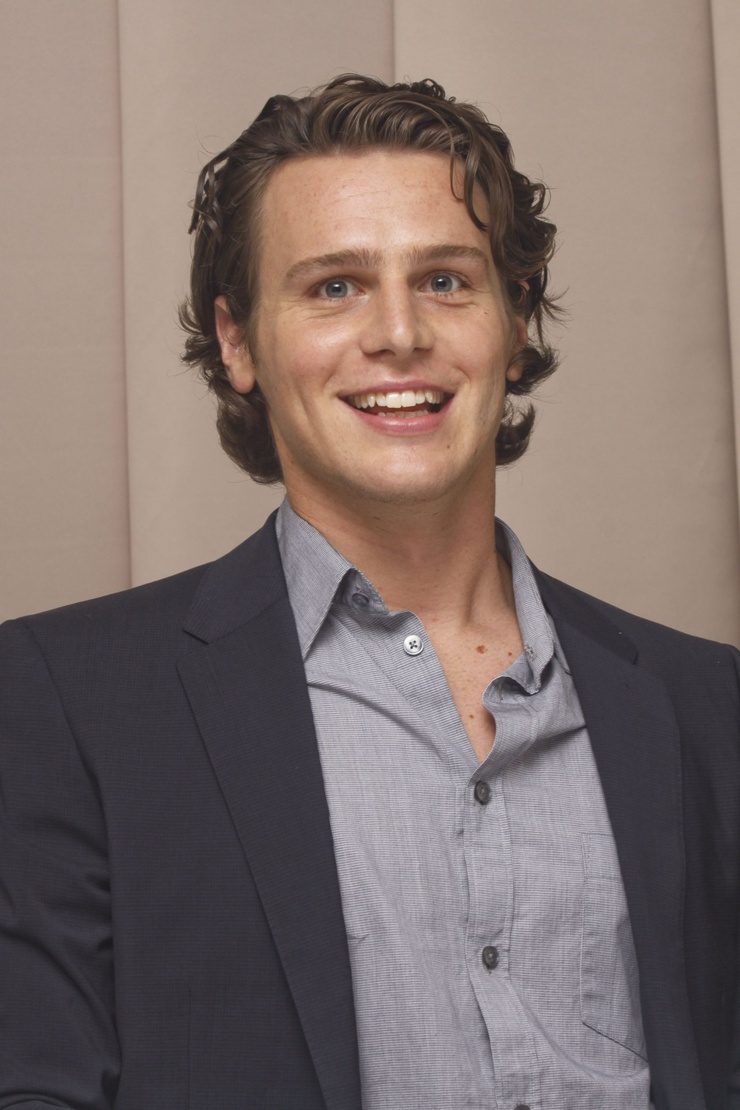 Picture of Jonathan Groff