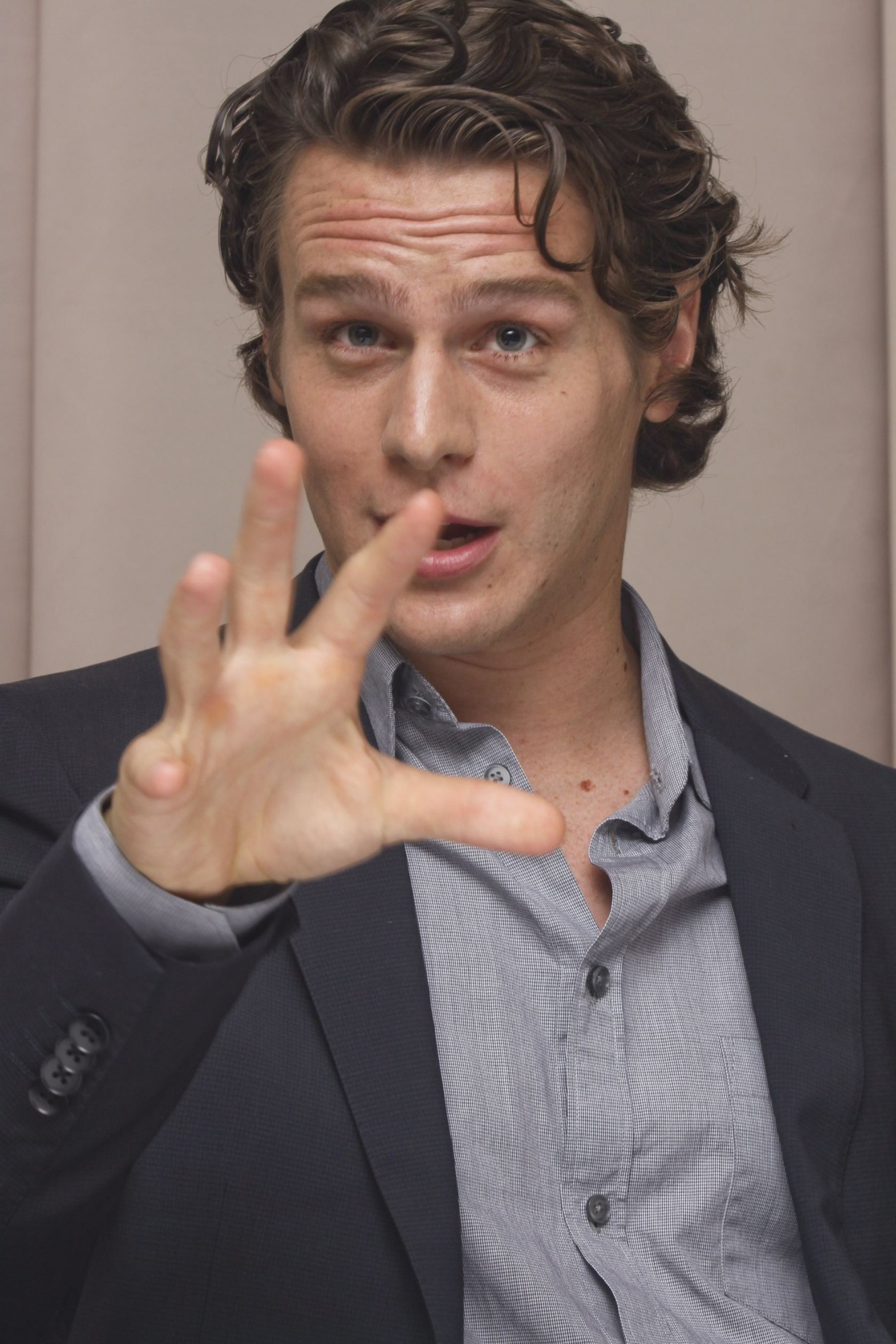 Jonathan Groff image