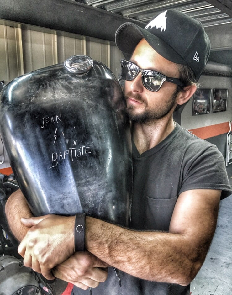 Picture of Justin Chatwin