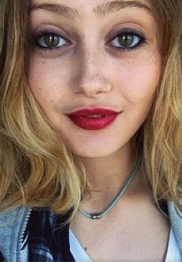 Picture of Ella Purnell