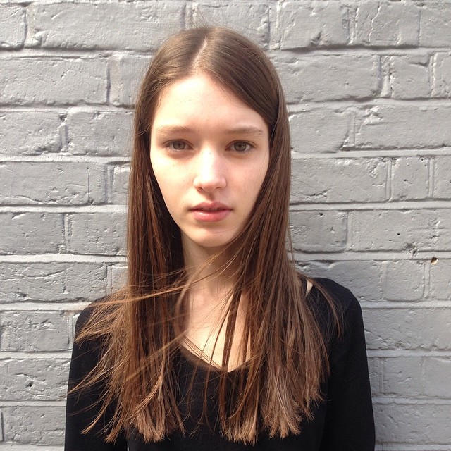 Lottie Hayes picture