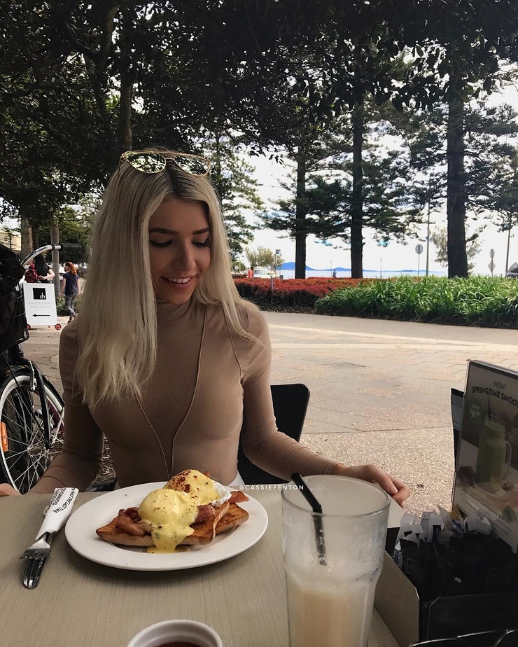 Picture Of Cassie Fenton