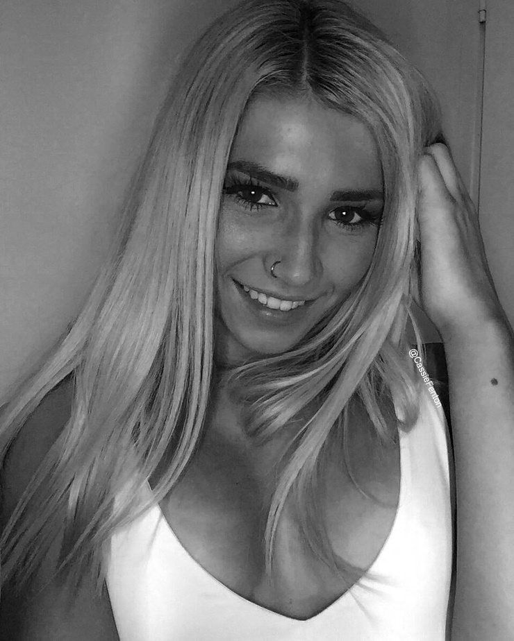 Picture Of Cassie Fenton