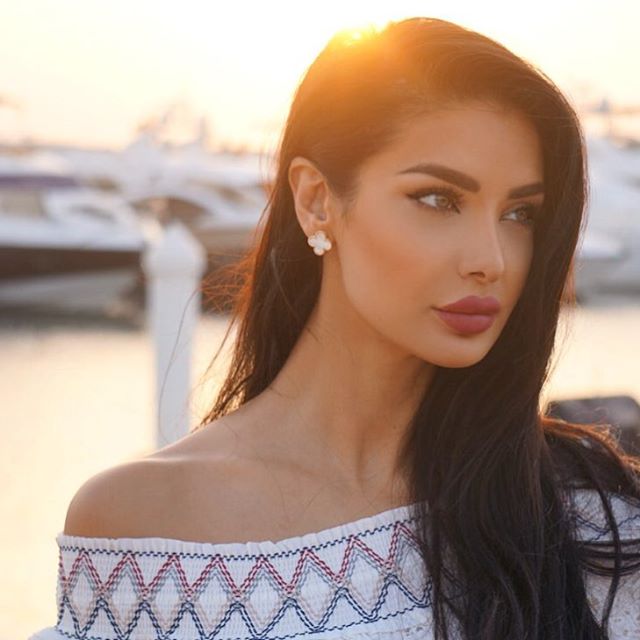 Picture of Mariam Rod