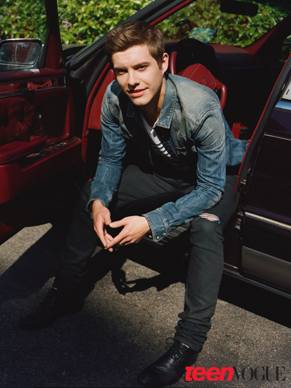 Xavier Samuel image