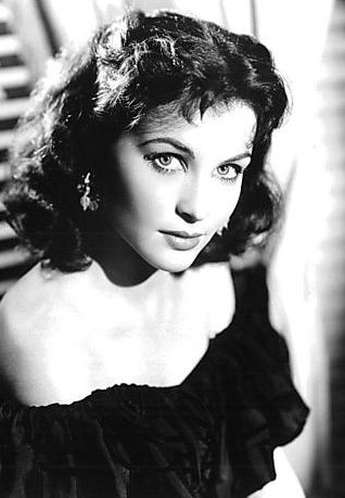 Picture of Yvonne Furneaux