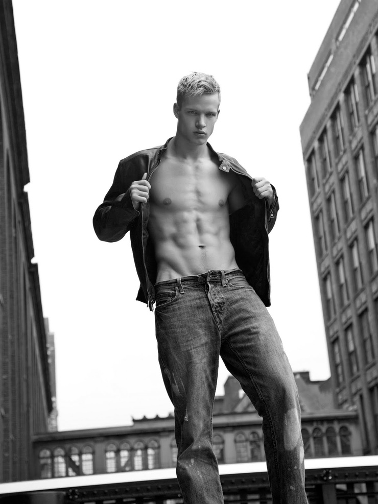 Picture of Joshua Delos