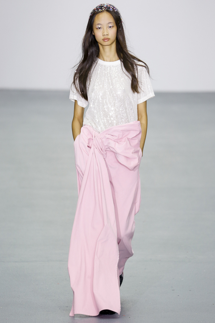 Picture of Huan Zhou