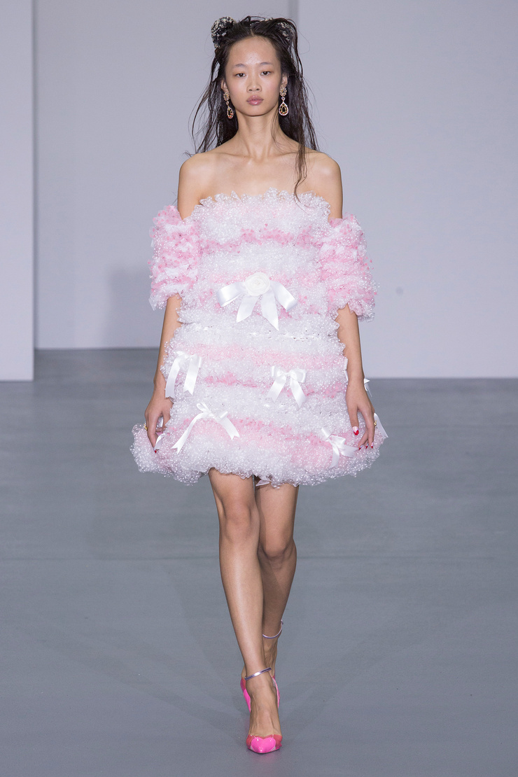 Picture of Huan Zhou