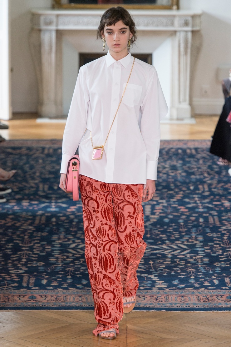 Picture of Julia Ratner