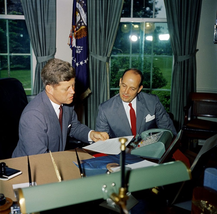 President John F. Kennedy and Chep Morrison