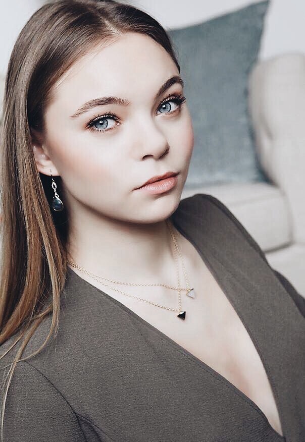 Picture of Taylor Hickson