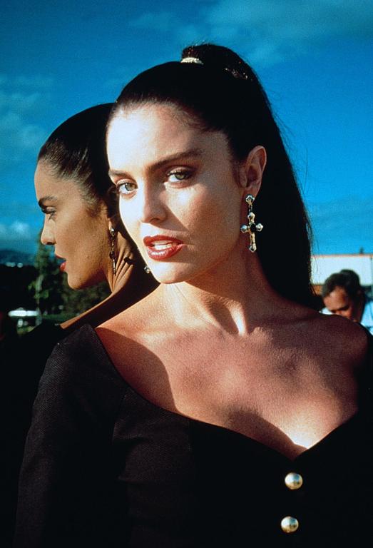 Picture of Tracy Scoggins