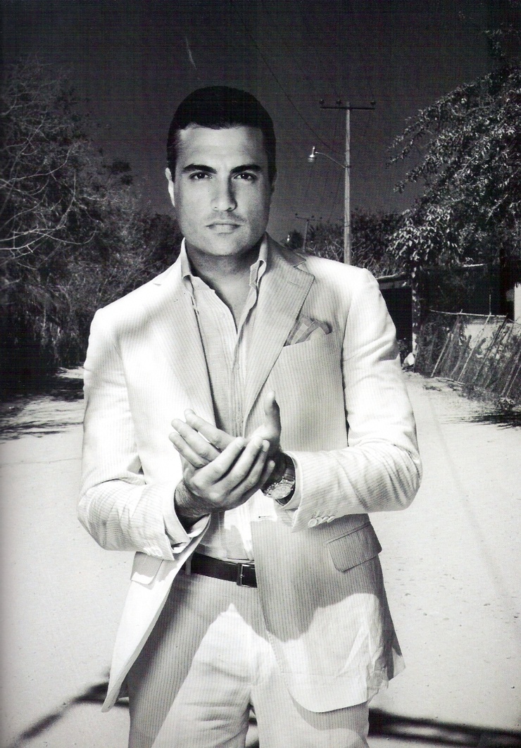 Jaime Camil picture