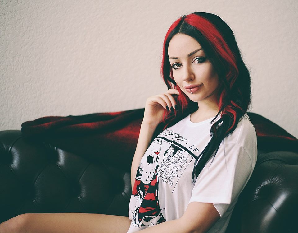 Picture of Dani Divine