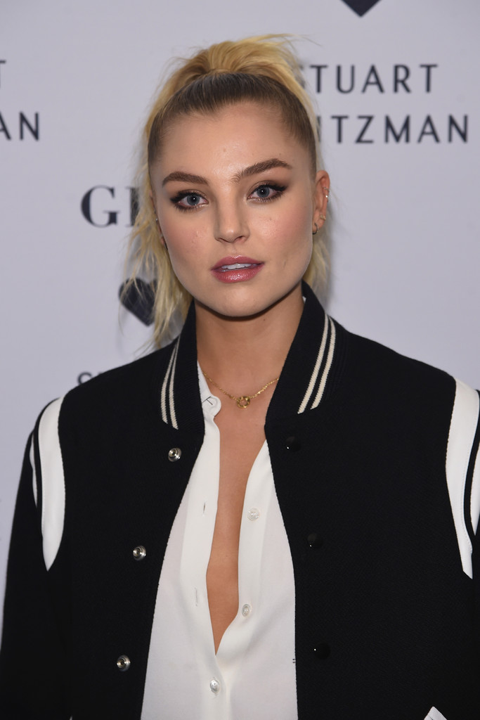 Rachel Hilbert picture