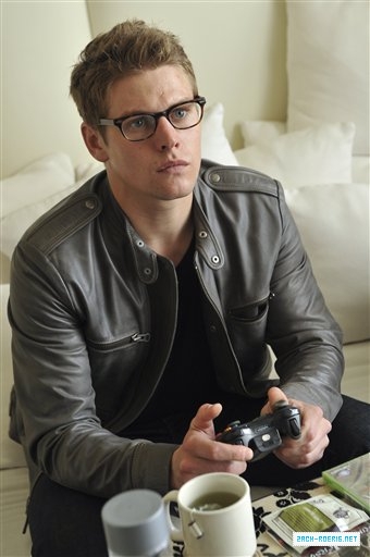Picture of Zach Roerig