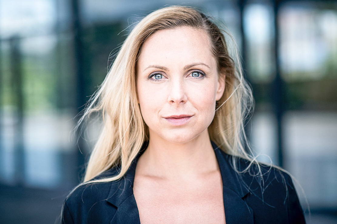 Esther Kuhn picture