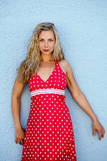 Picture of Esther Kuhn