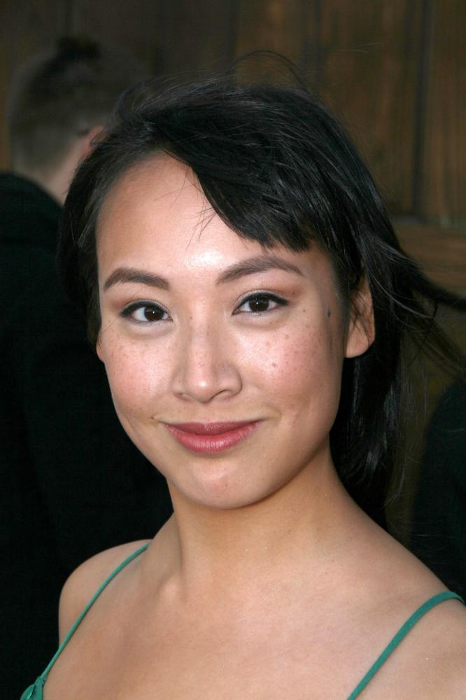 Image of Elizabeth Ho