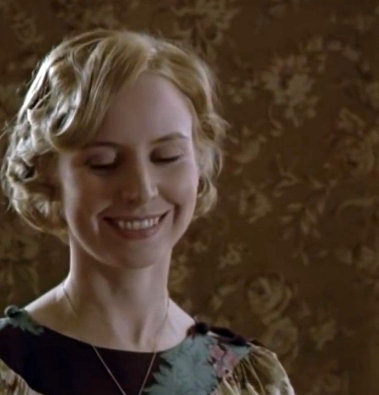 Picture of Caroline Carver